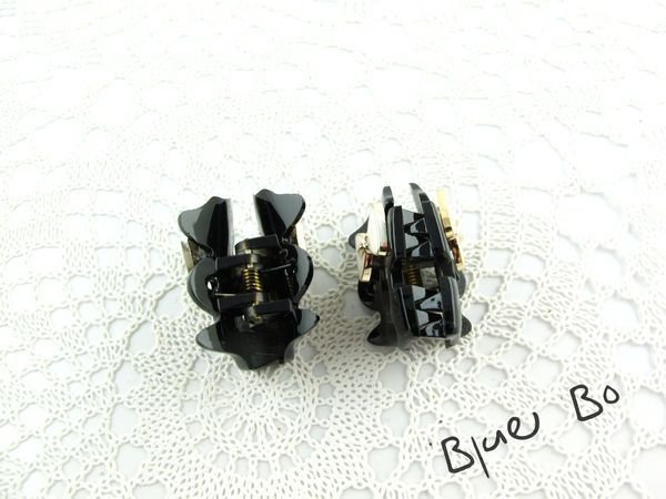 ~*BlueBo*~Korea 韓國飾品 花朵VS蝴蝶結狗狗造型小鯊魚夾 小抓夾~3cm | Yahoo拍賣