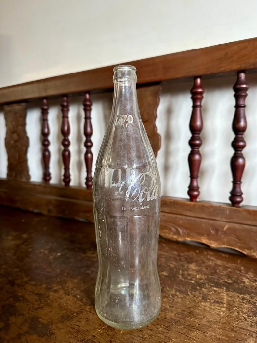 (古今)老件特大可口可樂770ml玻璃瓶 字體有脫落 少見 老台灣 企業寶寶 柑仔店 台灣專用可樂瓶 鐵牌 鐵盒 民藝 汽水瓶 | Yahoo拍賣