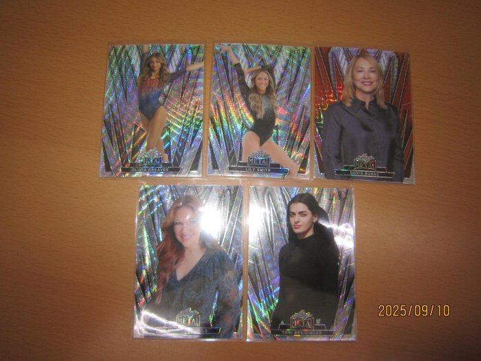 李方☼METAL 限量卡 ☼OLIVIA GREAVES/20☼LILY SMITH/20☼DORIS BURKE/6☼Rachel ...