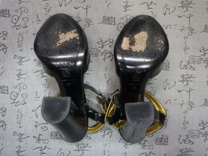 義大利製 LOEWE 高級漆皮粗跟涼鞋 USA 6 EUR 36 JPN 23 CM | Yahoo拍賣