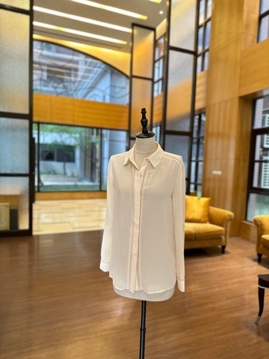 *Beauty*Blugirl米色縷空長袖襯衫PH25 | Yahoo拍賣