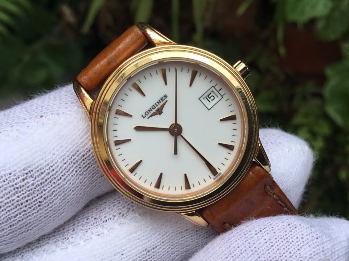 浪琴 LONGINES 18K金女錶 型號L42168 錶徑25mm 石英動力 | Yahoo拍賣