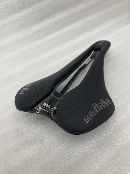 Selle Italia SLR BOOST Carbonio SuperFlow的價格推薦 - 2025年8月 | 比價比個夠BigGo