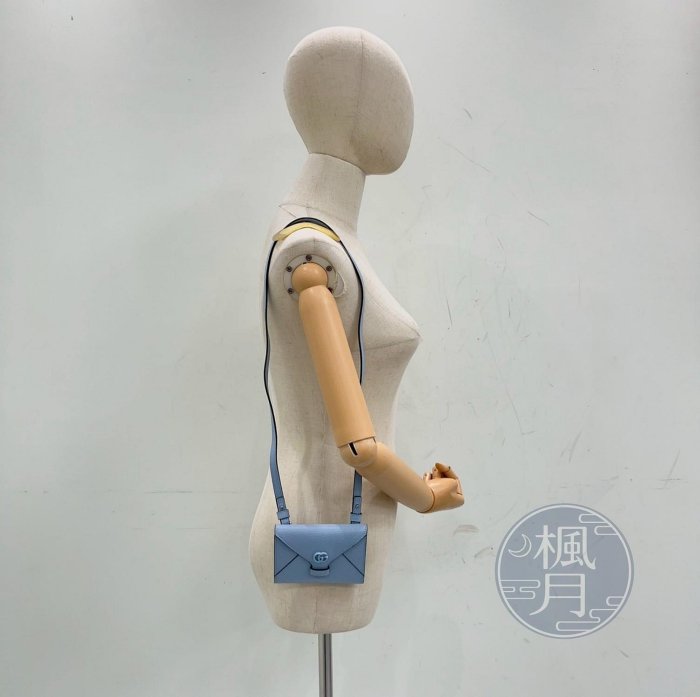 【一元起標 07/02】 GUCCI 701073 藍 GG信封小包 | Yahoo拍賣
