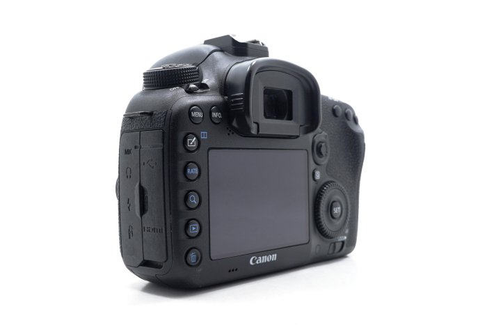 【台中青蘋果】Canon EOS 7D Mark II, 7D2 單機身 二手 APS-C 單眼相機 #95937 | Yahoo拍賣