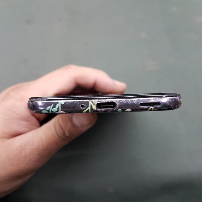 紅螞蟻跳蚤屋 -- (H708) HTC U12 life 6吋智慧手機 可開機/有問題 請看說明【歡迎下標】 | Yahoo拍賣