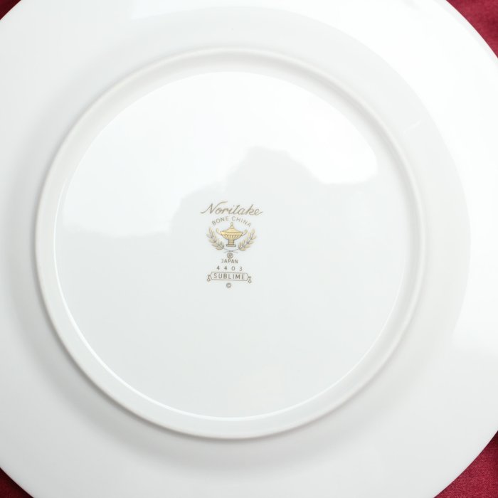 【桑園の】 日本 Noritake 則武神燈 Sublime 華麗 重金花鳥 海軍藍 22cm 點心盤 餐盤 Q 7388 | Yahoo拍賣