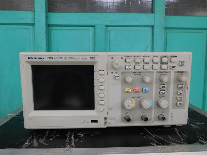Tektronix TDS 2002B 60MHz/1GS/S 雙軌數位示波器 | Yahoo拍賣
