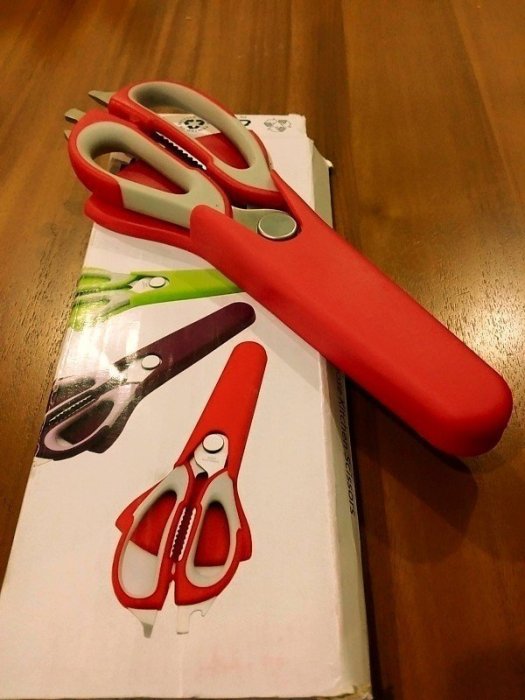 【vivian zaka】廚房雞骨料理剪刀~特價180 | Yahoo拍賣