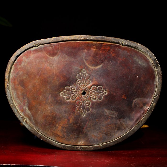 【桑園の】藏傳老件 鑄銅鎏金 長壽佛 2.6kg 純手工 西藏唐卡 佛像 封底 Q 2157 | Yahoo拍賣