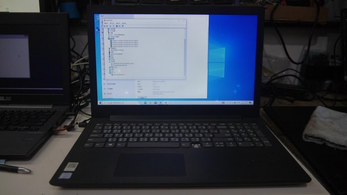 T674 LENOVO 130-15IKB (81H7) i3八代 四核心筆電 百元起標 | Yahoo拍賣