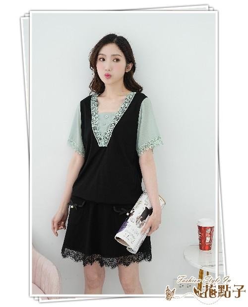 加大尺碼＊╮61580.V型花邊領雪紡袖上衣☆°48 | Yahoo拍賣
