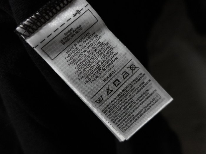 CA 英國運動品牌 Reebok 黑色 純棉 休閒短t XL號 一元起標無底價D348 | Yahoo拍賣