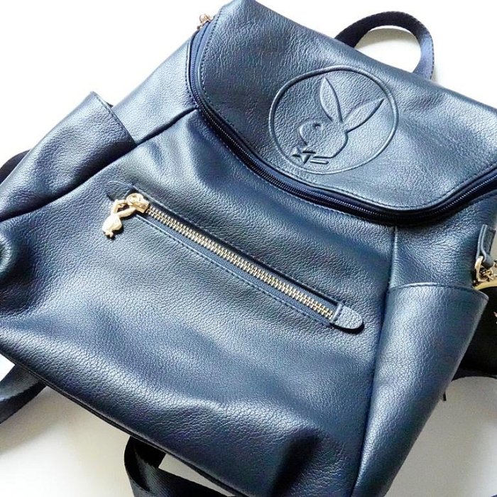 一元起標～當 我 們 在 衣 起C-WIT＊╯全新專櫃PLAYBOY個性雜誌款包 | Yahoo拍賣