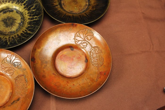 【桑園の】日本 老件 包漿銅器 448g 鎚起銅器 光武堂 茶托 杯托 2客 正老件 Q 7044 | Yahoo拍賣