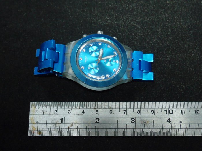 【阿輝の古物】手錶_Swatch_可運作_錶面多刮痕 錶帶有使用痕跡_#E22 | Yahoo拍賣