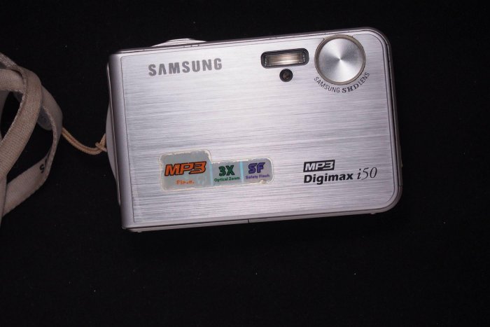 SAMSUNG Digimax i50 MP3 CCD 隨身相機 低價起標 稀有少見 相機+MP3播放器 | Yahoo拍賣