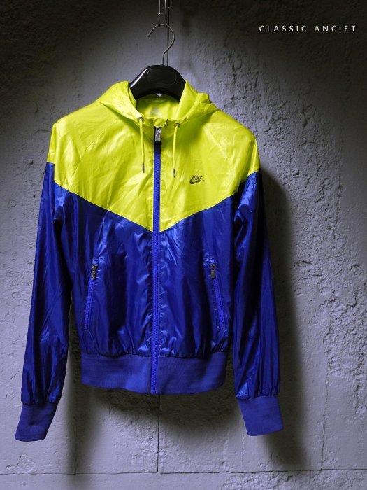 CA 美國運動品牌 NIKE 女款 黃與藍 防風 連帽夾克 M號 一元起標無底價D604 | Yahoo拍賣