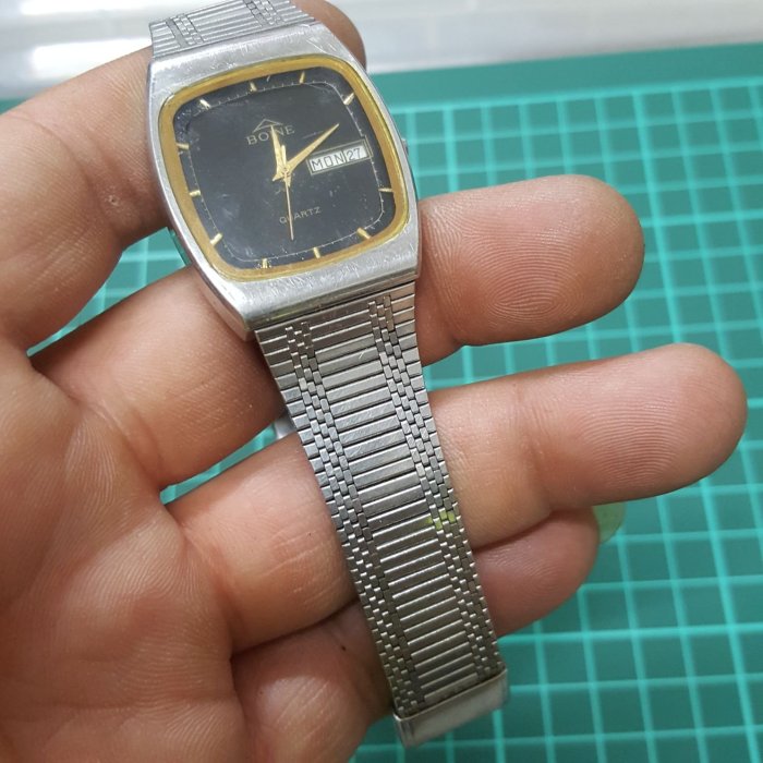 絕版帶 BONE 清晰 石英錶 零件 料件老錶 另有 手上鏈 EAT SEIKO MK CK A06 | Yahoo拍賣