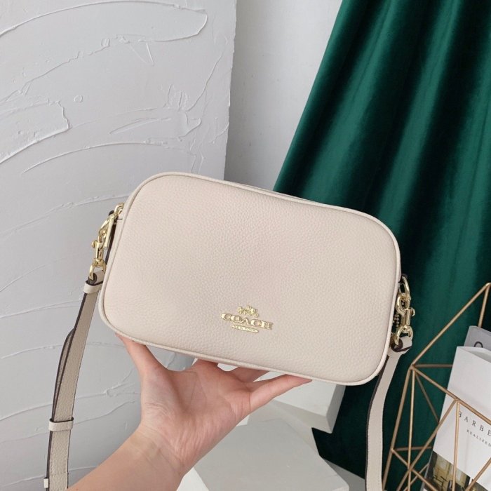 NaNa代購 Coach 39856 新款素面牛皮雙拉鏈隔層女士相機包 寬肩帶 容量大 單肩斜背包 附購證 | Yahoo拍賣