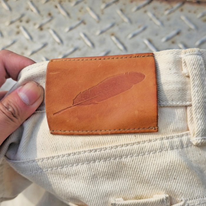 生來狂野一元起標二手極新美國製 RGT Rogue Territory SK 美式復古14oz Ecru布料赤耳布邊低腰小腳經典米白色牛仔褲W31 USA | Yahoo拍賣