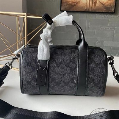 空姐精品代購 限時免運 COACH CA186 COTHAM 蔻馳熱賣新款 枕頭包 24號行李包 波士頓 單肩斜挎 側背手提包 男女通用 時尚潮流 附購證 | Yahoo拍賣