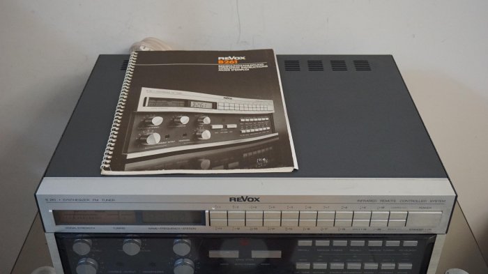 【啓晟音響】古董銘機瑞士製REVOX B261 收音機一元起標無底價 | Yahoo拍賣