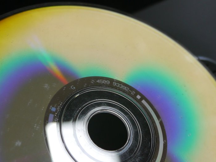 【阿輝の古物】CD_王傑 路 歌詞微微泛黃_無IFPI_#E29_1元起標無底價 | Yahoo拍賣