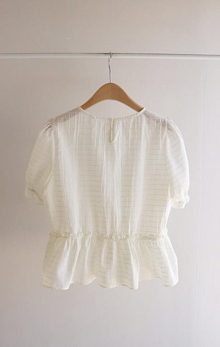 Bellee 正韓 清純下擺A字荷葉袖襯衫上衣 (2色) 【0717-4】 | Yahoo拍賣