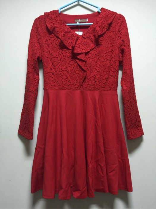 衣飾情緣。nice ioi 紅色蕾絲長袖洋裝 M號 | Yahoo拍賣