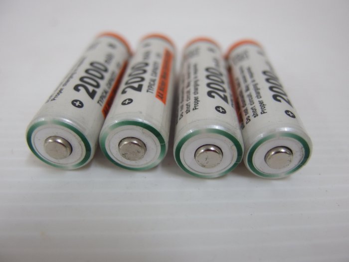 以琳隨賣屋~耐能NEXcell 3號充電電池 + 充電線 3號電池 一起賣 『一元起標』&13 (Z1319)3 | Yahoo拍賣