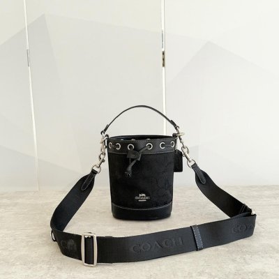 NaNa代購 Coach CR144 CR145 素面牛皮女士手袋 Mini抽繩水桶包 寬背帶 斜背包 手提包 內置卡層 附購證 | Yahoo拍賣