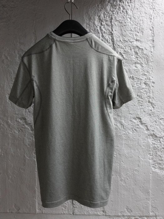 CA 美國運動品牌 NIKE PRO COMBAT 灰色 緊身 彈性運動短t L號 一元起標無底價E142 | Yahoo拍賣