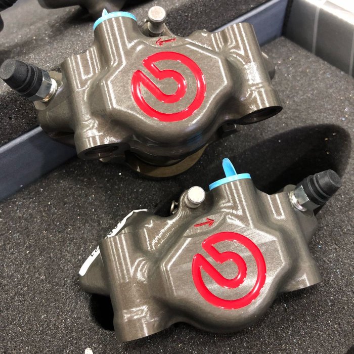 【RU888】Brembo 一體成型3D CNC切削輻射式螃蟹卡鉗 MOTO3 饅頭蟹 鋁合金活塞 | Yahoo拍賣