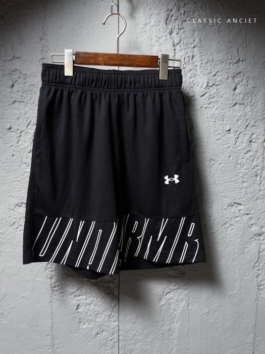 CA 美國運動品牌 UNDER ARMOUR 黑色 運動短褲 M號 一元起標無底價D424 | Yahoo拍賣