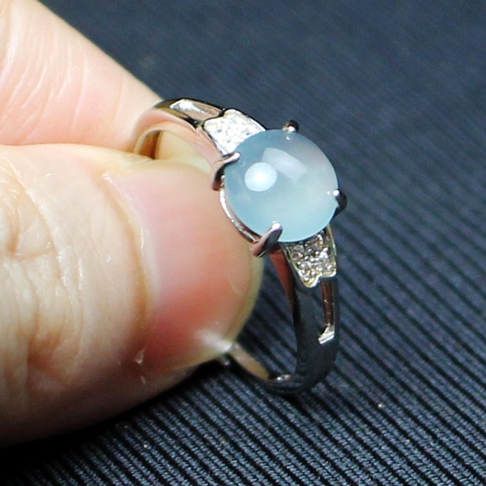 【桑園の】天然A貨翡翠 高冰種 藍水 7mm 大蛋面 戒指 S925 銀戒 Q 6024 | Yahoo拍賣