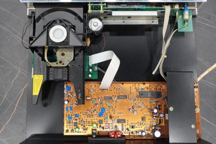 【夢響音響工作室】英國製 皇佳公司貨 與B&W系出同門的 AURA CD50 CD播放機 含代用遙控器 一元起標！！ | Yahoo拍賣