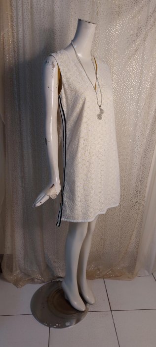 Af73義大利精品ANDREA TURCHI SRL刺繡花朵純棉白色鏤空連身裙洋裝42 | Yahoo拍賣