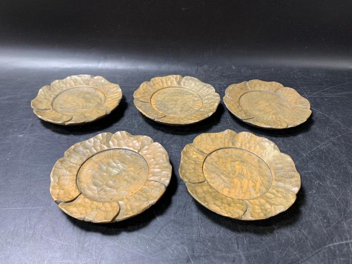 【藏舊尋寶屋】日本神戶傳統木工藝品 煎茶道具 原木雕刻花卉形茶托組五入※0422143-191 | Yahoo拍賣