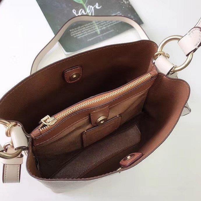 【小怡代購】全新 COACH 2312 美國正品代購新款女士經典PVC配牛皮小號水桶包 手提包 單肩斜跨包 超低直購 | Yahoo拍賣