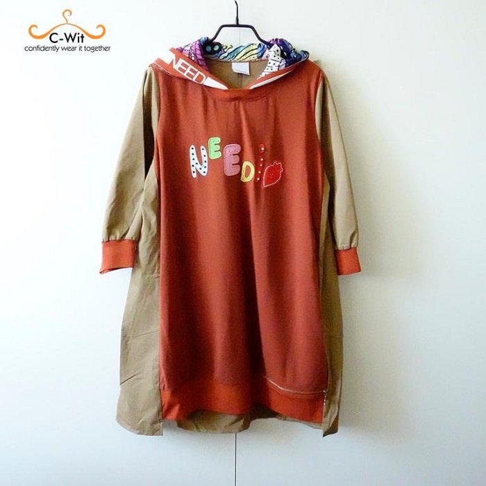 一元起標～當 我 們 在 衣 起C-WIT＊╯全新專櫃NEEDED連帽刺繡設計燙鑽洋裝M | Yahoo拍賣