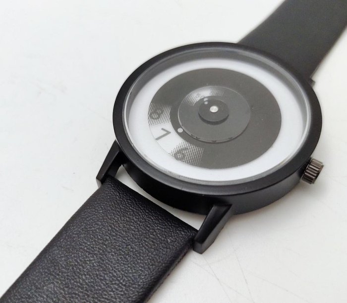 【timekeeper】 全新蟲洞概念無指針石英錶 | Yahoo拍賣