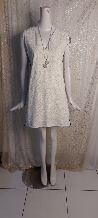 Af73義大利精品ANDREA TURCHI SRL刺繡花朵純棉白色鏤空連身裙洋裝42 | Yahoo拍賣