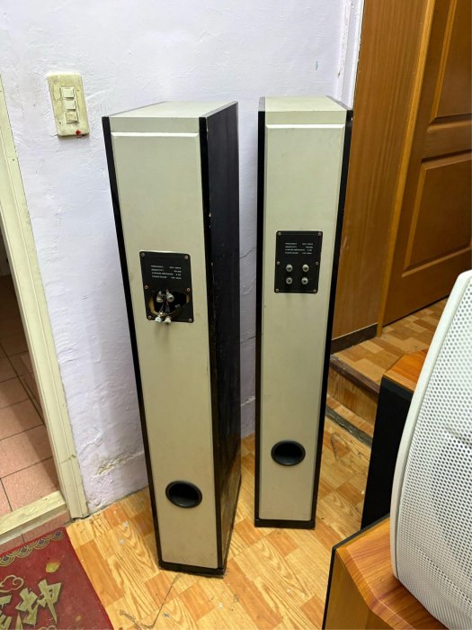 低價起標！零件機...需自取 pierce 落地大喇吧一對...754 | Yahoo拍賣