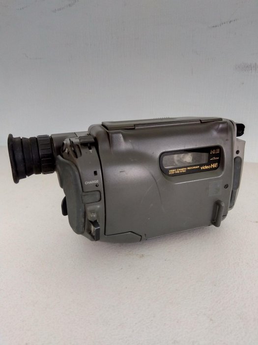 【康泰典藏】一百元起標無底價~ SONY V8/video HI 8 攝影機 CCD-TR8型（2） | Yahoo拍賣