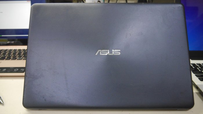 T612 ASUS X510U (X510UF) i5八代 八核心筆電 百元起標 | Yahoo拍賣