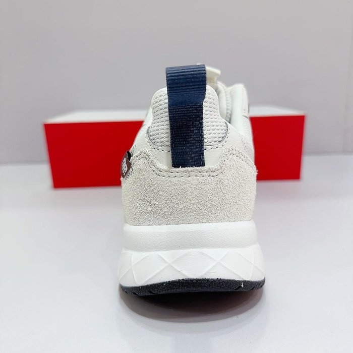 New Balance NB 900 V2 男女款 白色 2E寬楦 舒適 輕量 運動 休閒 慢跑鞋 UA900AR2 25Q1 | Yahoo拍賣