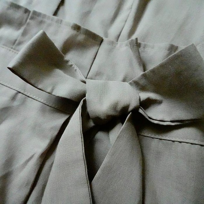 一元起標～當 我 們 在 衣 起C-WIT＊╯全新專櫃瓊安後拉鍊腰間壓褶氣質洋裝M | Yahoo拍賣