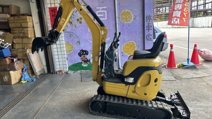 CAT 010CR迷你小型挖土機小怪手小乖乖 建機 園藝 工程 | Yahoo拍賣