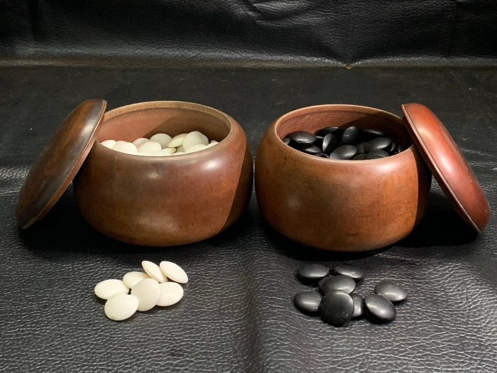 【藏舊尋寶屋】本 頂級圍棋 高級銘木製黑白棋盒 玻璃纖維棋子※0422766-104 | Yahoo拍賣